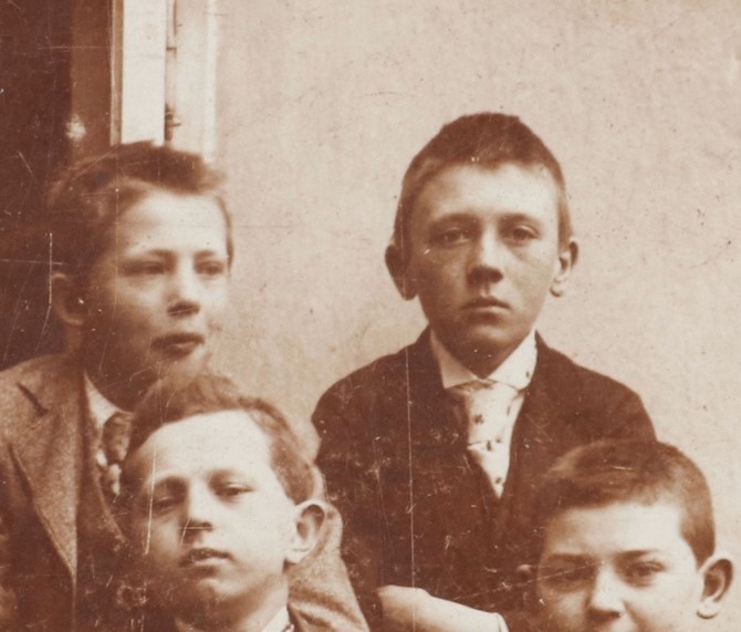 Hitler Archive | Adolf Hitler at the age of 13 (top right) as a student ...