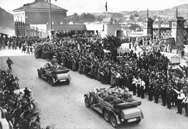 Hitler Archive | Hitler in Linz